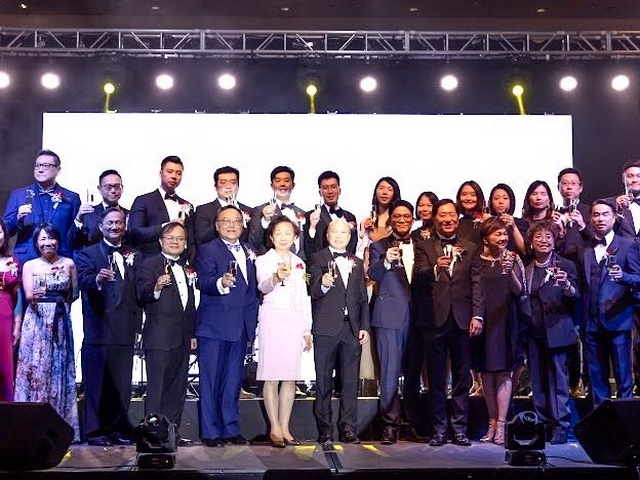 多伦多台商会 Concord Adex 30 周年庆餐舞会圆满落幕 | 轻松加拿大